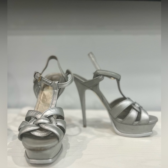 Yves Saint Laurent | Shoes | Saint Laurent Silver Leather ...